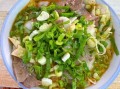 牛肉汤怎么做好吃又简单_家常牛肉汤做法