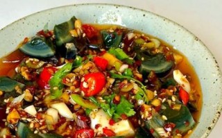 皮蛋豆腐用什么调料_皮蛋豆腐酱汁怎么调