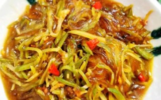 萝卜炖粉条怎么做好吃_萝卜炖粉条的家常做法