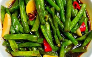 腌菜豇豆怎么做_腌豇豆要不要焯水
