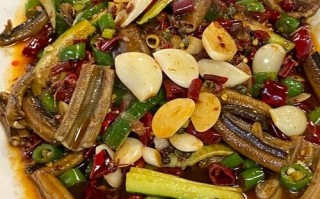 鳝鱼片怎么炒好吃又简单_鳝鱼片炒多久才嫩