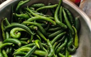 新鲜辣椒怎么炒好吃_新鲜辣椒怎么腌制好吃