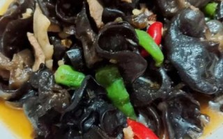 木耳炒肉怎么做_木耳炒肉先炒木耳还是先炒肉