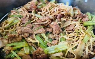 芹菜打卤面怎么做好吃_芹菜打卤面的做法窍门