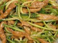 黄瓜炒肉丝怎么炒才脆嫩_黄瓜炒肉丝家常做法步骤