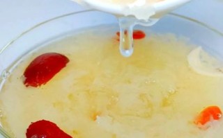 红枣银耳莲子汤煮多久_银耳莲子汤要炖多久才出胶