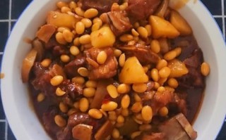黄豆焖排骨怎么做_黄豆焖排骨要焯水吗