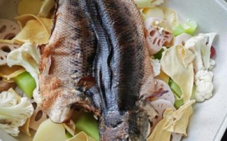 铁板烤鱼怎么做_家庭版铁板烤鱼做法