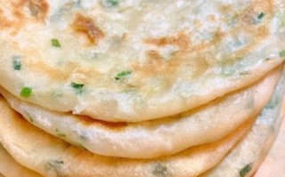 葱油饼怎么做才酥脆_葱油饼为什么硬