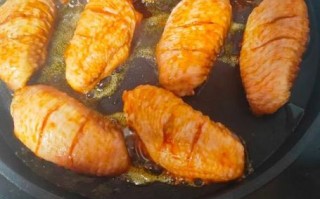 奥尔良鸡翅电饼铛做法_电饼铛做鸡翅要多长时间