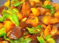 地三鲜家常做法_地三鲜茄子土豆青椒怎么做
