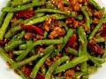 肉末豇豆角怎么炒好吃_肉末豇豆角用焯水吗