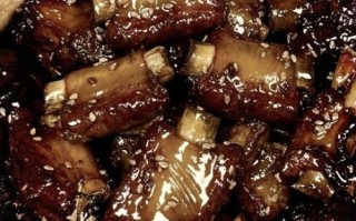 红烧肋排怎么做_红烧肋排的家常做法