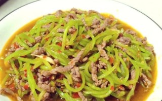 莴笋怎么炒好吃_莴笋炒肉的家常做法