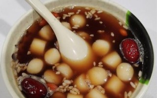 醪糟汤圆怎么煮不破_醪糟汤圆煮多久才熟