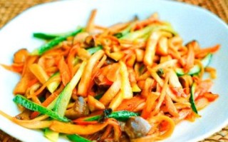 凉拌手撕杏鲍菇怎么做_手撕杏鲍菇焯水几分钟