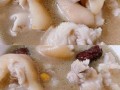 猪手怎么煲汤好喝_猪手汤去腥增香技巧