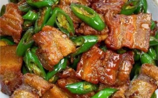 青椒炒肉先放青椒还是先放肉_家常做法正确顺序