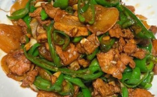 辣椒炒肉用什么辣椒_湘菜辣椒炒肉怎么做才正宗 辣椒炒肉用什么辣椒_湘菜辣椒炒肉怎么做才正宗