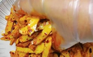 凉拌五香豆腐干怎么做_凉拌五香豆腐干的做法窍门