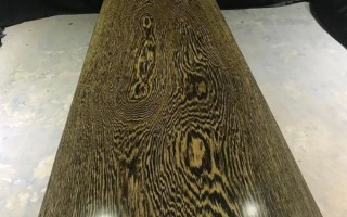 鸡翅木价格多少钱一方_鸡翅木家具贵吗