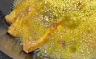 炸过的鱼怎么做好吃又简单_炸鱼回锅技巧