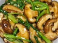 青菜炒香菇怎么做才好吃_青菜炒香菇的窍门