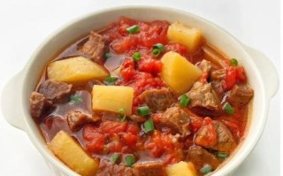 西红柿炖牛肉怎样炖牛肉好吃_西红柿炖牛肉怎么炖才软烂