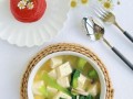 青菜豆腐汤怎么做好喝_青菜豆腐汤的家常做法