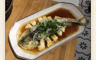 清蒸鱼用什么汁_清蒸鱼浇汁怎么调