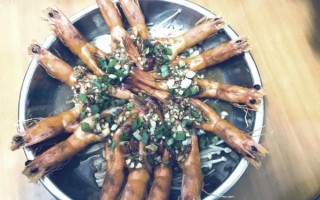 奶油蒜蓉烤大虾怎么做_奶油蒜蓉烤大虾用哪种虾