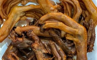 卤鸭爪怎么做好吃_卤鸭爪的做法窍门