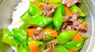 肉炒荷兰豆怎么炒才脆_荷兰豆炒肉要不要焯水