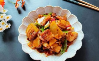 土豆回锅肉怎么做比较好吃_回锅肉土豆片家常做法
