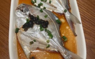 清蒸鱼图片高清_家常清蒸鱼怎么做才鲜嫩