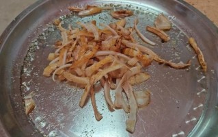 自制鱿鱼丝怎么做_如何保存更久 自制鱿鱼丝怎么做_如何保存更久