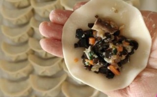香菇饺子馅怎么做_香菇饺子馅怎么调好吃