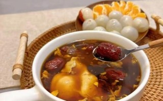 自制姜汁红糖姜水的做法_红糖姜水怎么做驱寒暖宫