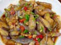 红烧茄子怎么做最正宗_家常红烧茄子做法