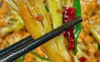 菜花怎么炒才脆_菜花焯水多久才够