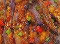 酱爆茄子怎么做_茄子不吸油技巧