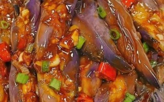 酱爆茄子怎么做_茄子不吸油技巧