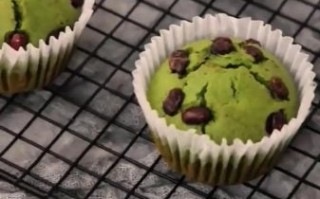 抹茶蛋糕的做法_烤箱新手怎么做