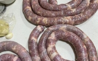 自制香肠配方_自制香肠怎么保存