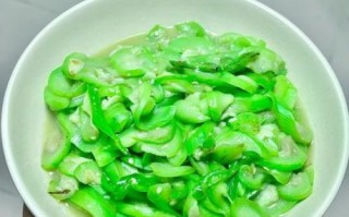 炒丝瓜怎么做好吃_丝瓜不黑不出水的窍门