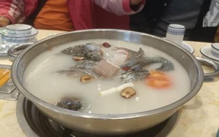 罗非鱼汤怎么炖成奶白色_罗非鱼汤变白技巧