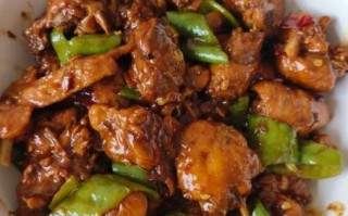 鸡块怎么炒好吃_家常小炒鸡块做法大全