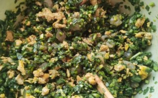 韭菜三鲜馅饺子怎么调馅_韭菜三鲜馅饺子用什么肉