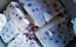 红豆椰汁糕怎么做_红豆椰汁糕需要蒸多久