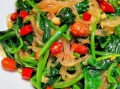 炝拌菠菜怎么做_炝拌菠菜焯水几分钟